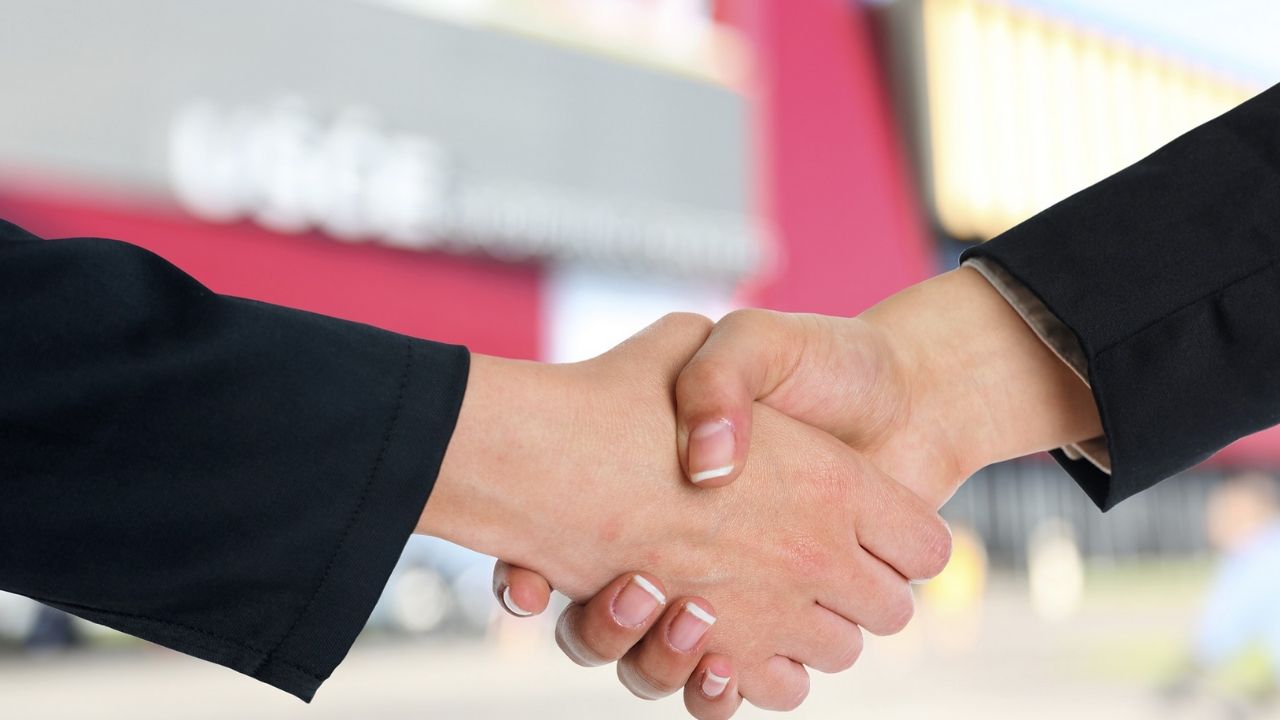 Learn How To Negotiate A Car Lease - Cars with Steve