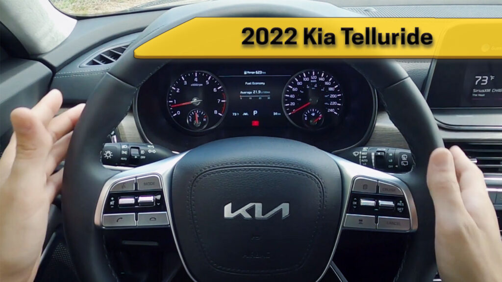 2022 Kia Telluride Steering Wheel Buttons and Instrument Cluster